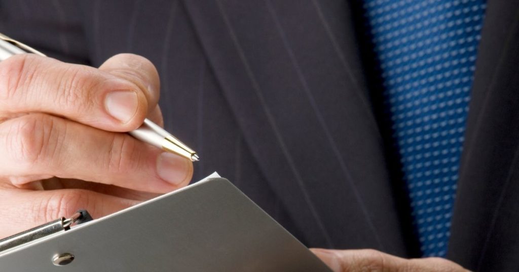 Common Mistakes in Drafting a Business Contract